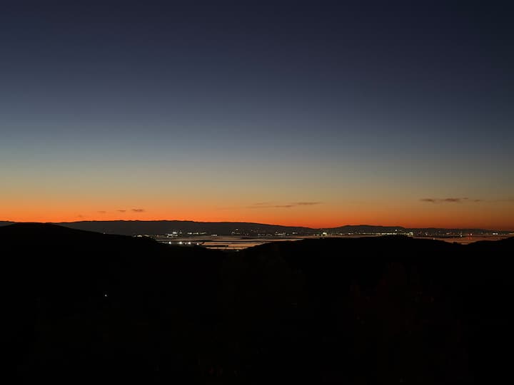 Secluded Hillside Haven | Stunning Views & Sunsets - 산호세