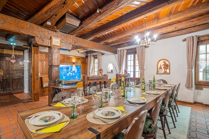 Maison De Groupe. Salle De Jeux Cuisine Et Salon - Sélestat