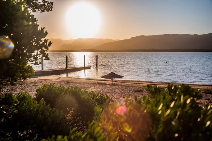 Lagoon Ocean Lodge Waterfront Luxury Benguela Cove - Bot River