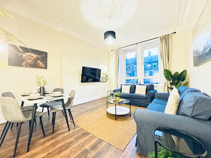 Classic City Centre Apartment - Leith