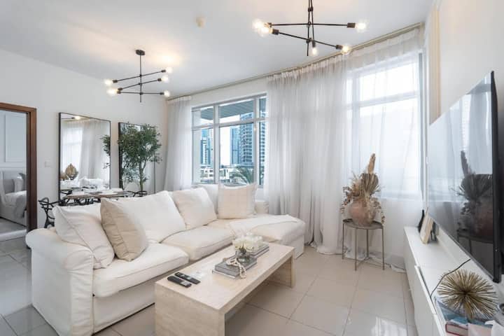 Bright, Modern Flat In The Heart Of Dubai Marina - Dubai