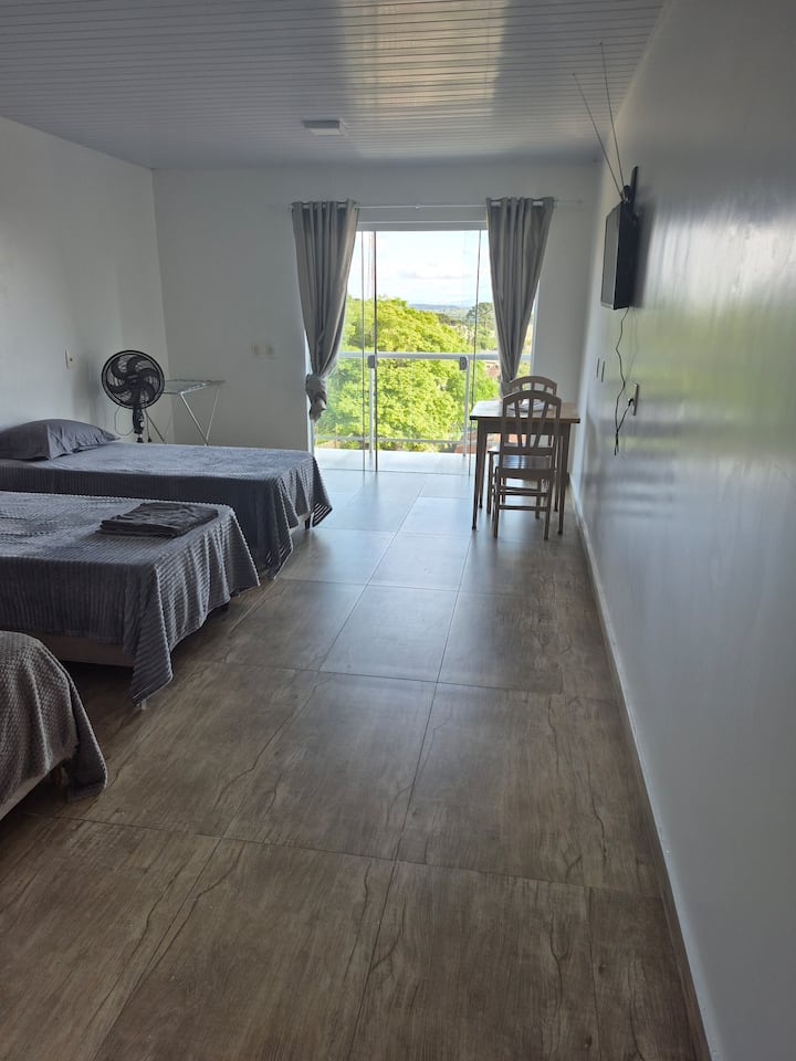 Quarto 07 Central - Araucária