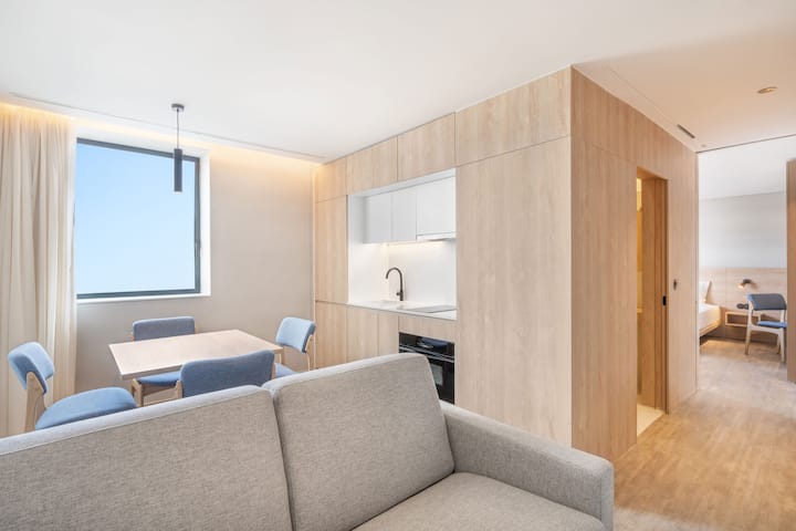 One Bedroom With Sofa Bed - Porto
