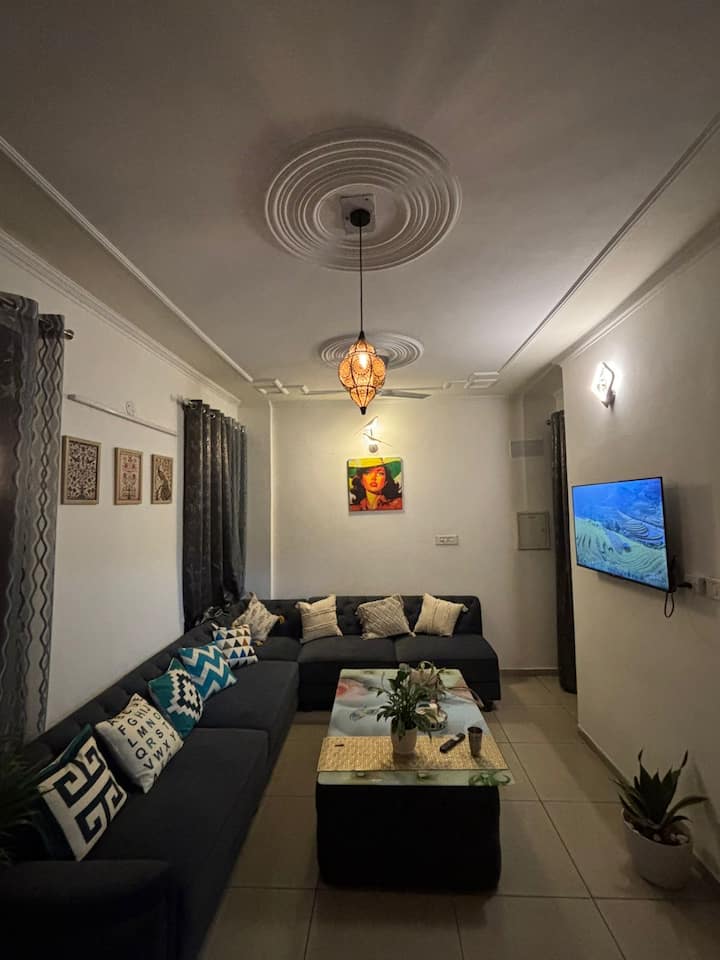Calm And Cozy Home Stay| Luxury 1bhk | 63 Sec - Sahibzada Ajit Singh Nagar