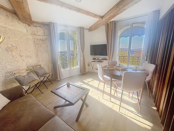 Le Nid Des Poètes - Béziers