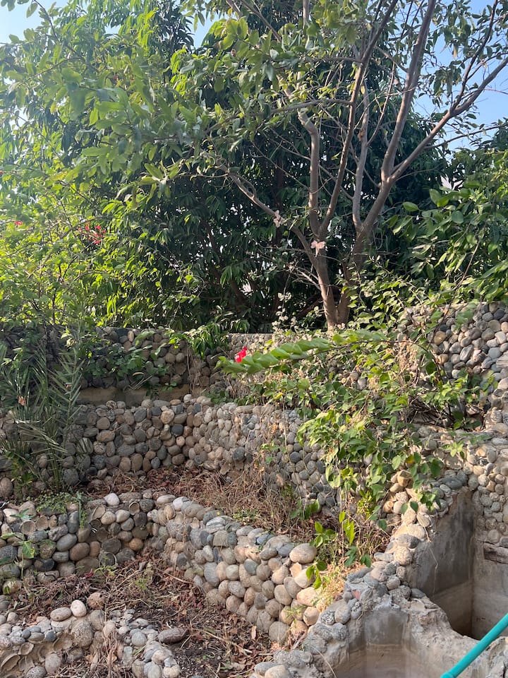 Perfect Home With Swimming Pool, Table Tennis - Karachi