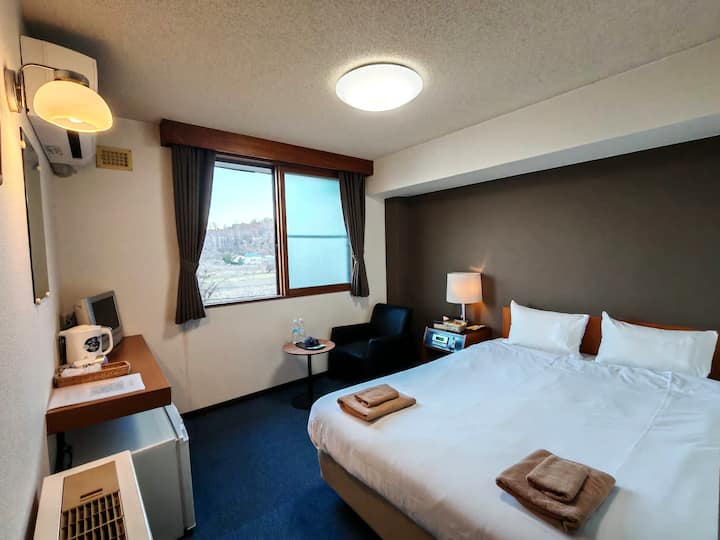 Lake&mountain View With Double Ensuite Room (305) - Date