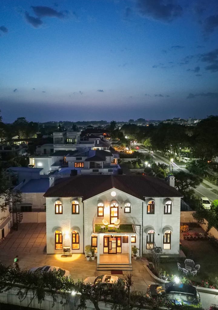 Luxury4bhk Villa In Vasantvihar/peaceful &Spacious - Dehradun