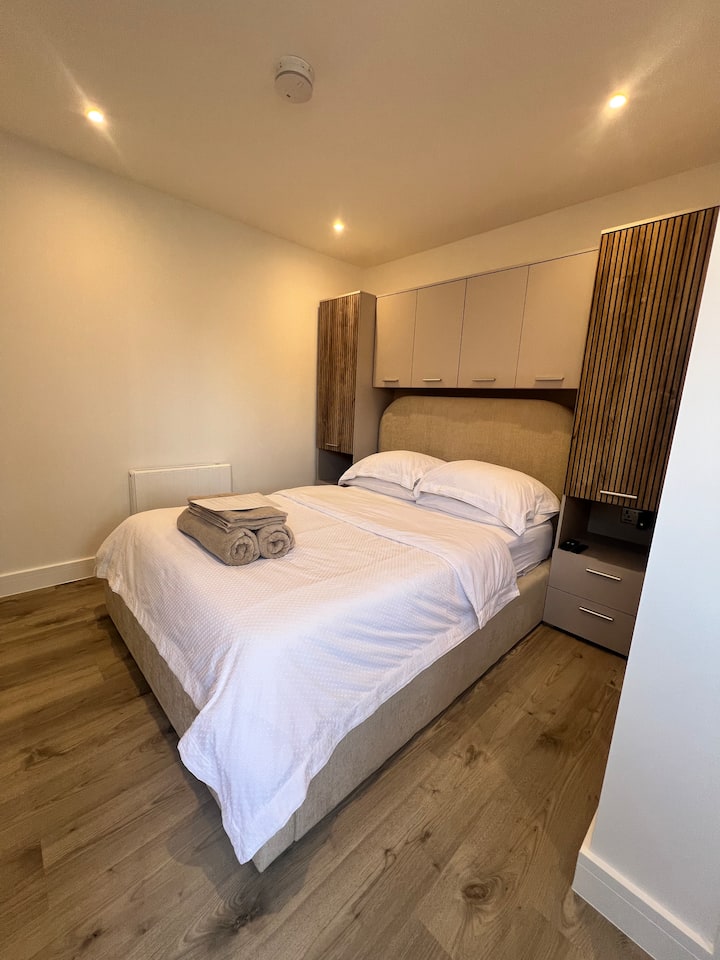 Contemporary Village Hideaway - Thame