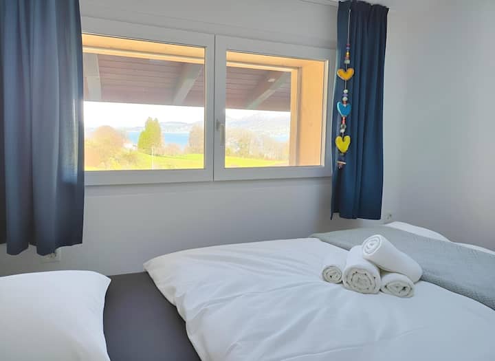 Seeblick Vom Bett • 20min Nach Interlaken - Spiez