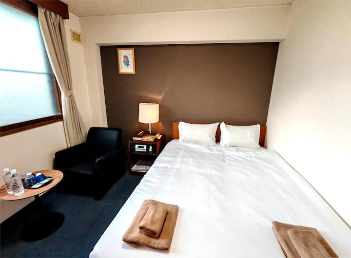 Mountain View With Double Ensuite Room (310) - Date