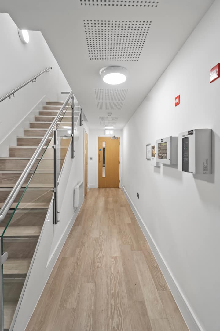 Solihull Apartment | Fast Wifi | Free Parking - Solihull