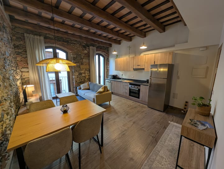 Ca La Ministra - Pis Al Centre Del Poble - Amer