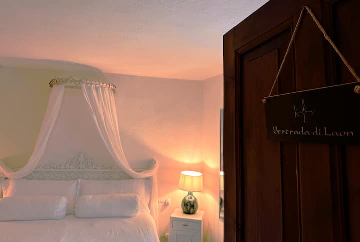 Antica Foresteria Karolingia - Bertrada Di Laon - Passo del Tonale