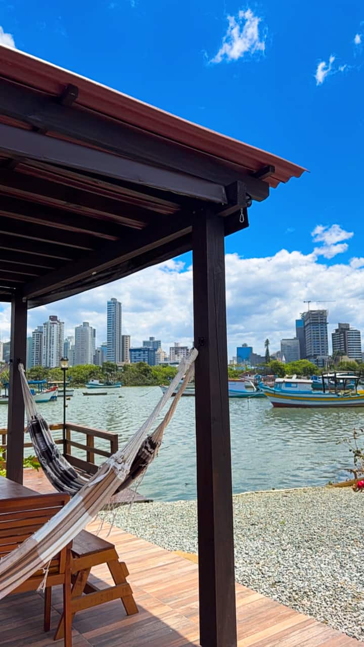 Casa No Centro De Navegantes E Perto Da Praia - Brasil