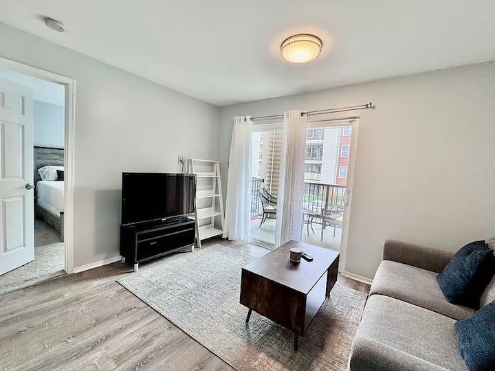 Alexandria Condo Near Old Town & Dc - Alexandria, VA