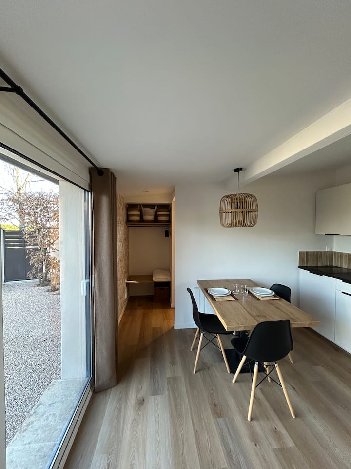 La Petite Maison 
Studio Et Jardin - Craponne