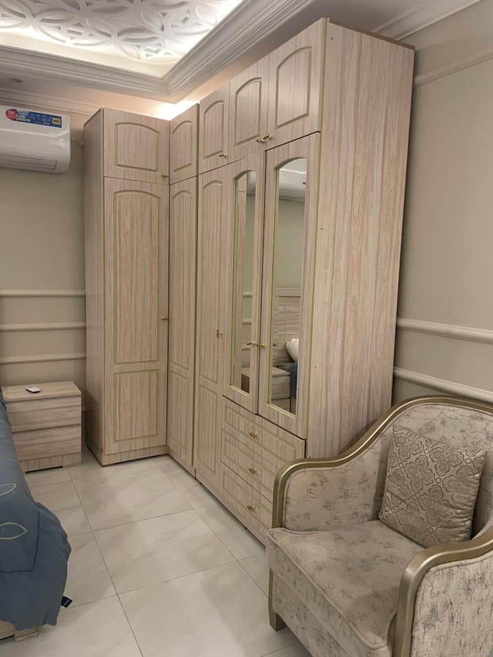 غرفة خاصة واسعة بالدمام قريبة من الخدمات والمعالم - Dammam