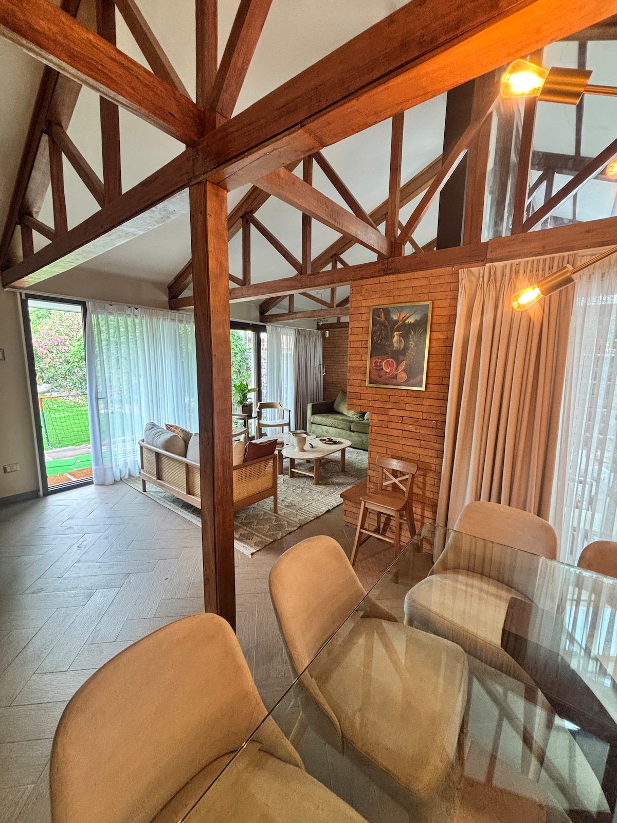 Casa espaçosa e exclusiva em Vitacura. - Casas para Alugar em Vitacura ...