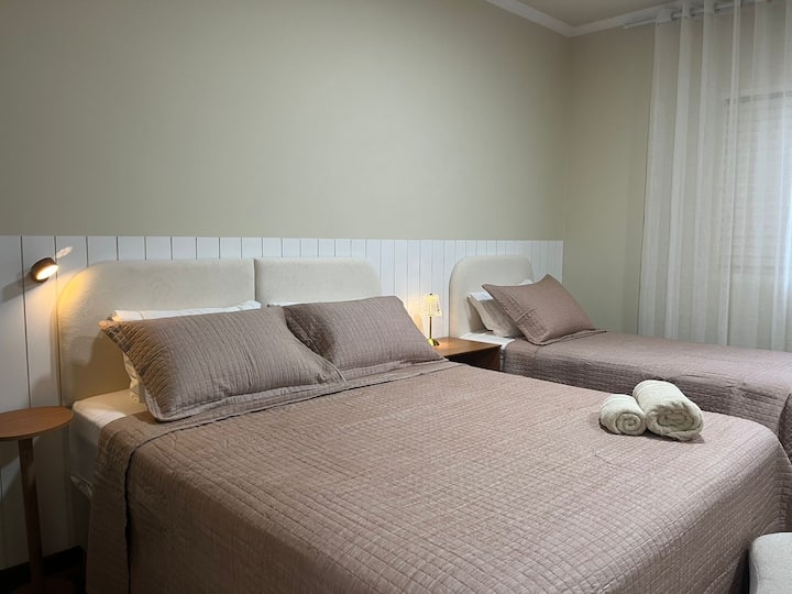 Espaço Privativo Em Pousada No Coração Da Cidade. - Maringá