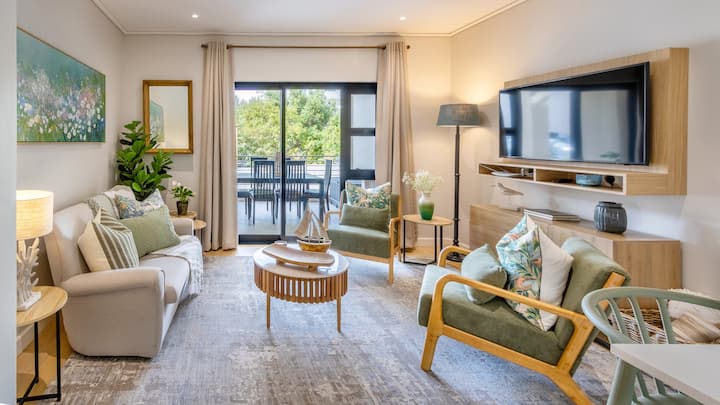 Two Bed Village View Standard 116 - Hermanus