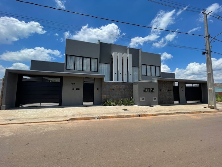Casa Sobrado - ÓTima Localização - Bonito