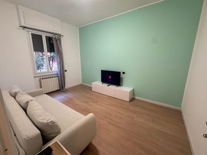 Monza Central Area Apartment - Monza