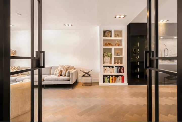 Spacious Apartment In Amsterdam - Amsterdam