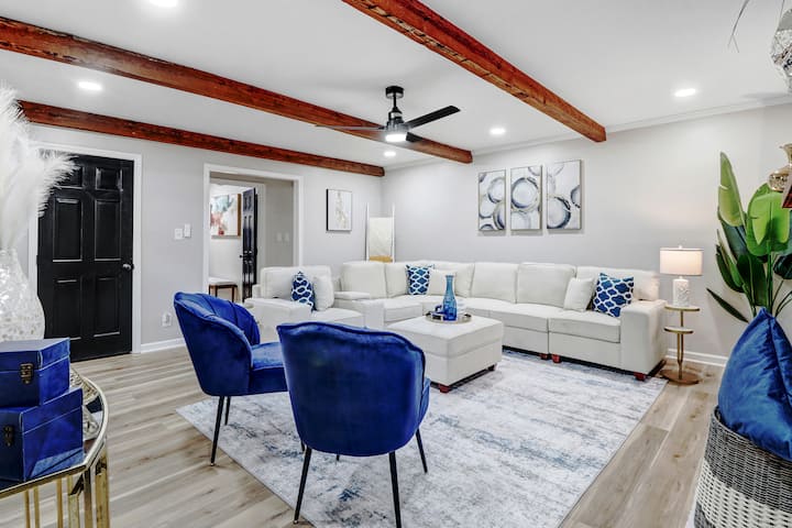 Woodsy Wonder With Game Room - Splash Pad, Fuquay-Varina