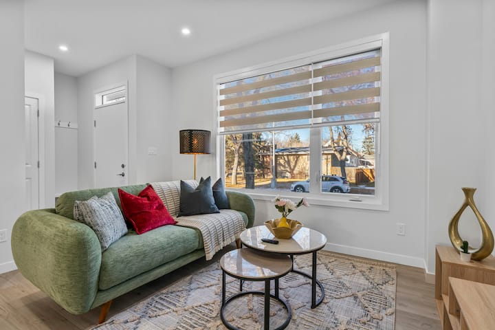 Modern End 3br Townhouse Near U Of A & Whyte Ave - Edmonton, Canada