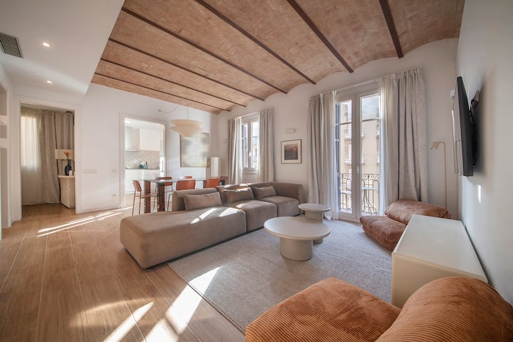 4 Bedroom Apartment Uptown Barcelona You Stylish - Barcelona