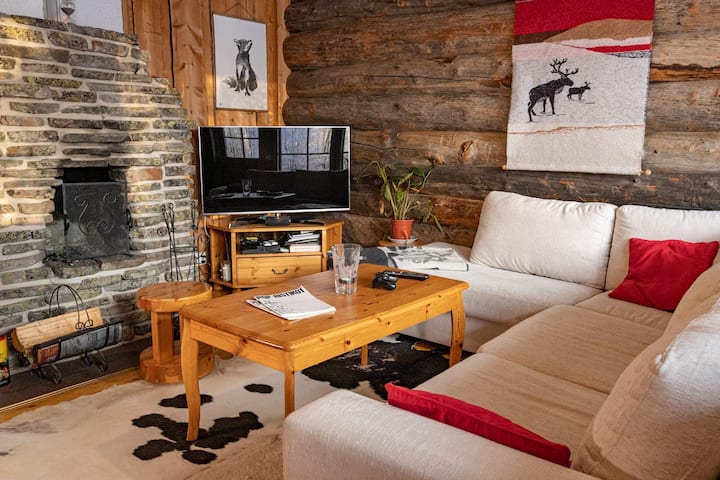 Cozy Cottage 500 M From The Slopes And Ski Tracks - 