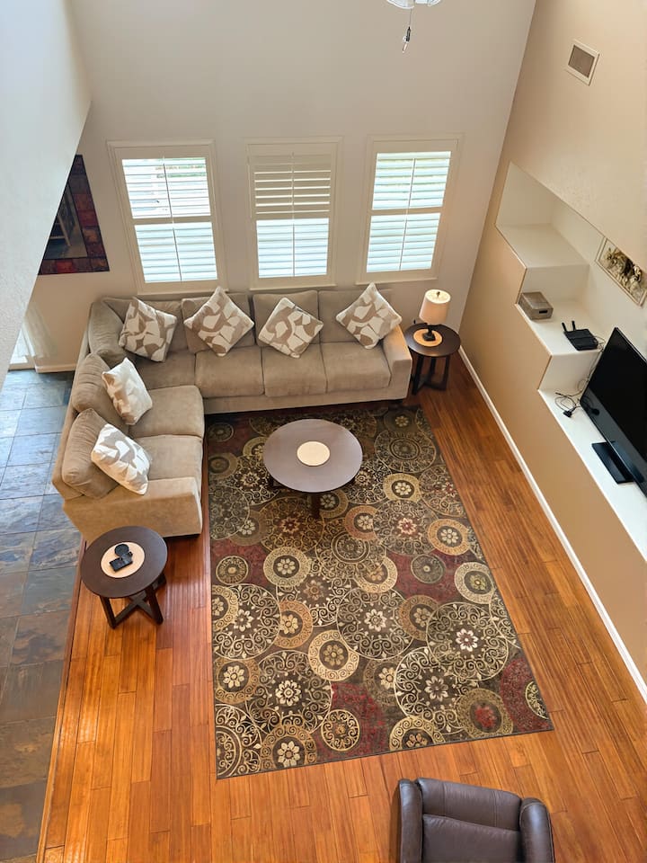 Spacious 5br | Yard + Garage | Pets Ok | - Reno, NV