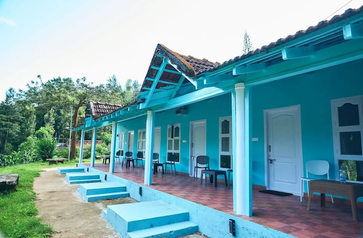 Island Café & Resort - River Side Cottages - Coorg (Kodagu)