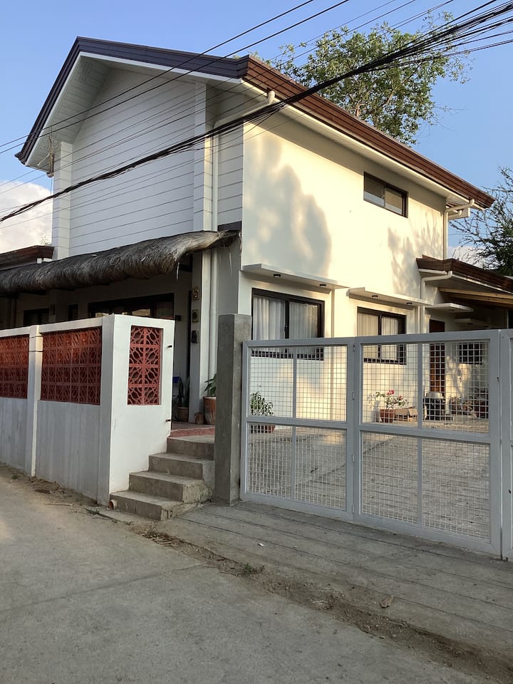 Costa Buena, Your Perfect Getaway Starts Here… - 라 유니언