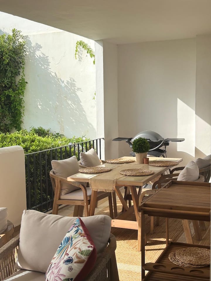 2br Apartment In La Quinta With Sea Views - Benahavís