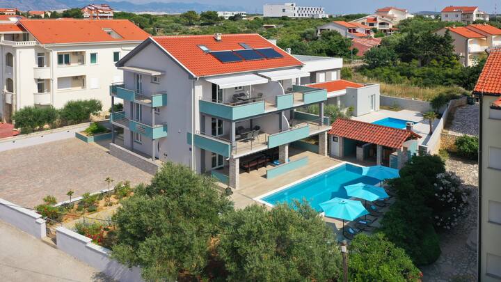 Villa Barbara - Premium Apartment With Pool - Caska