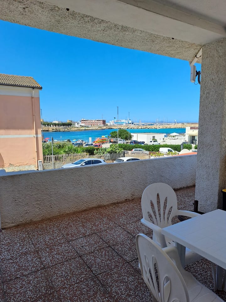 Casa Bianca 1: Trilocale Vicinissimo Al Mare - Porto Torres