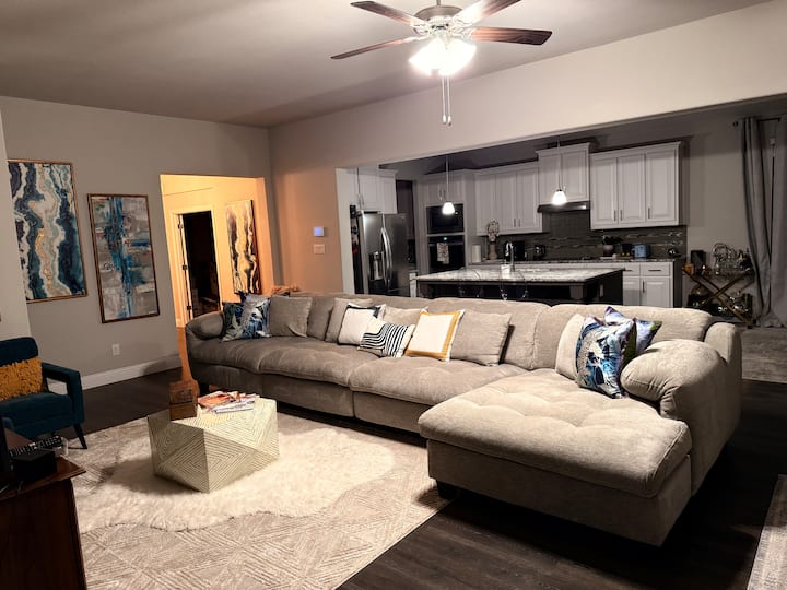 Chateau Midlo - Midlothian, TX
