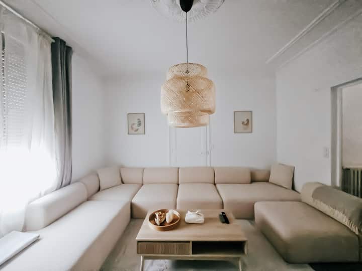 L'échappée En Champagne, Maison Spacieuse - Épernay