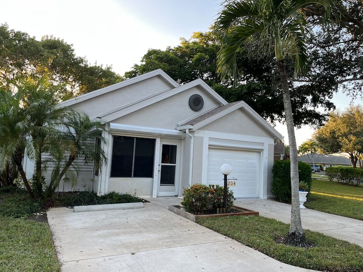 Sun, Sea And Sand - 30 Day Minimum Rental - Estero, FL