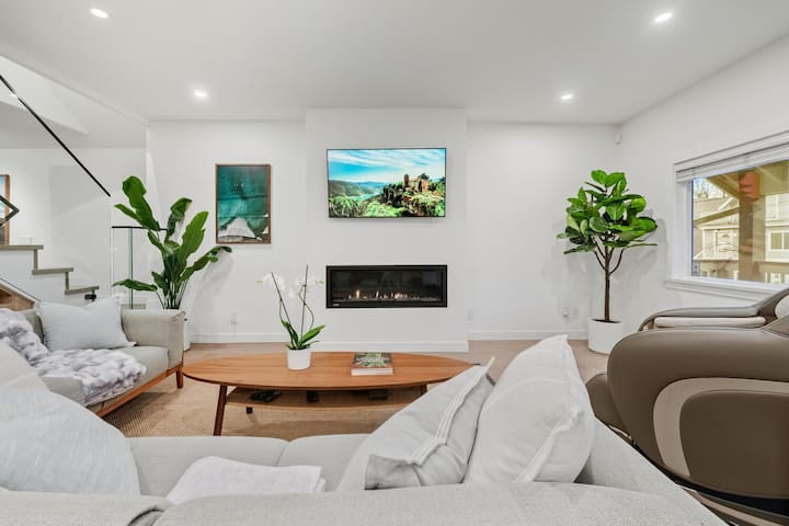 Bright & Modern 4br/3ba Home Near Main Street - Vancouver