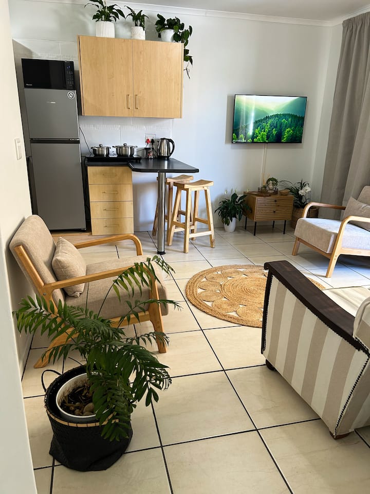 Secret Eden-a Hidden Botanical, Coastal Retreat - Jeffreys Bay