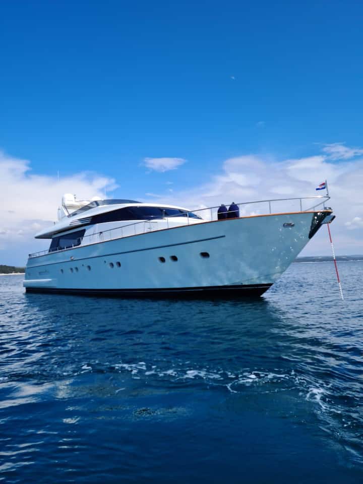 Motor Yacht Lizard - Antibes