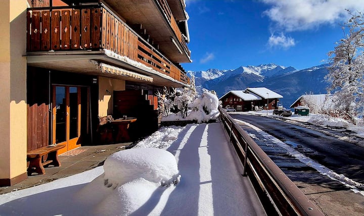 Charming Vintage Flat Near Spa & Slopes - Ovronnaz - La Tzoumaz