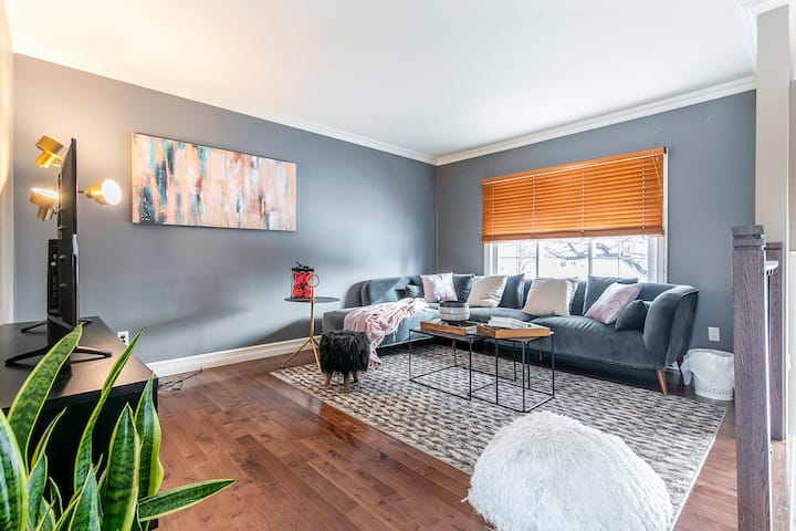 Fancy 4bdr Near Dt Free Parking - Longueuil