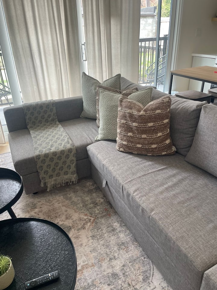 Townhome And Sofa Bed For 6 - Port Hope