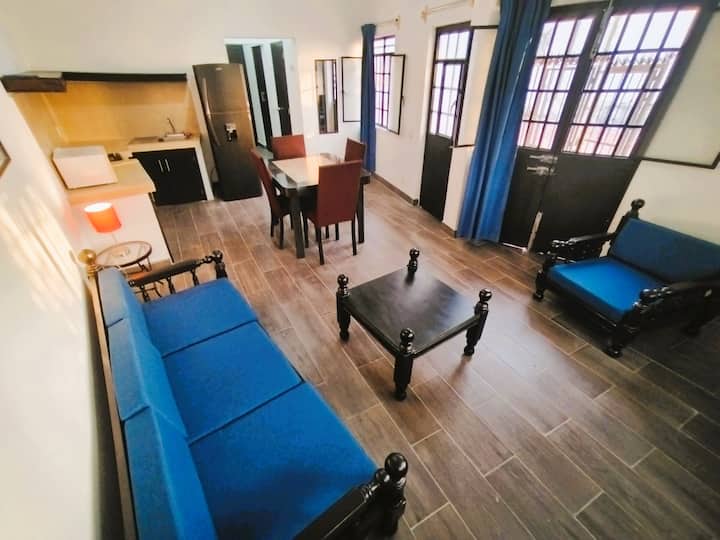 Near The Beach - México