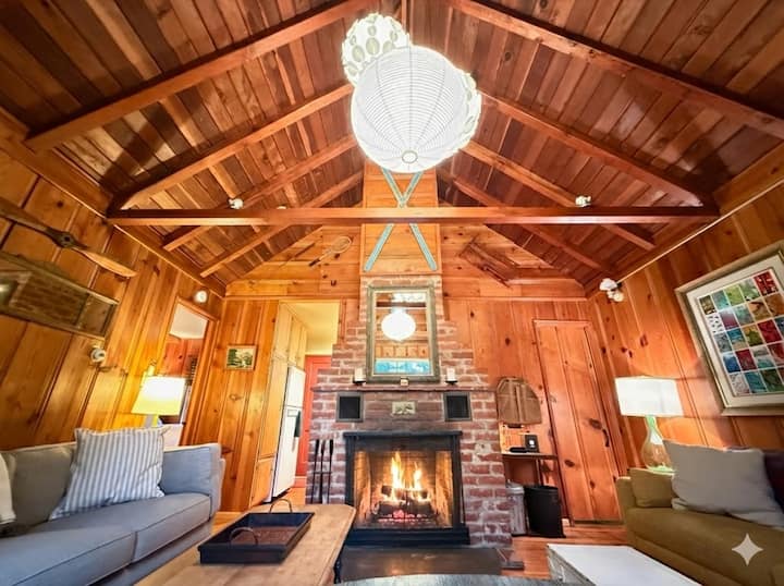 Vintage Charm Walking Distance To Lake Gregory - Crestline, CA