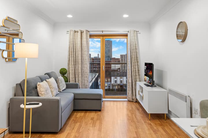 Stylish Retreat- 2 Bed City Centre Apartment - Birmingham